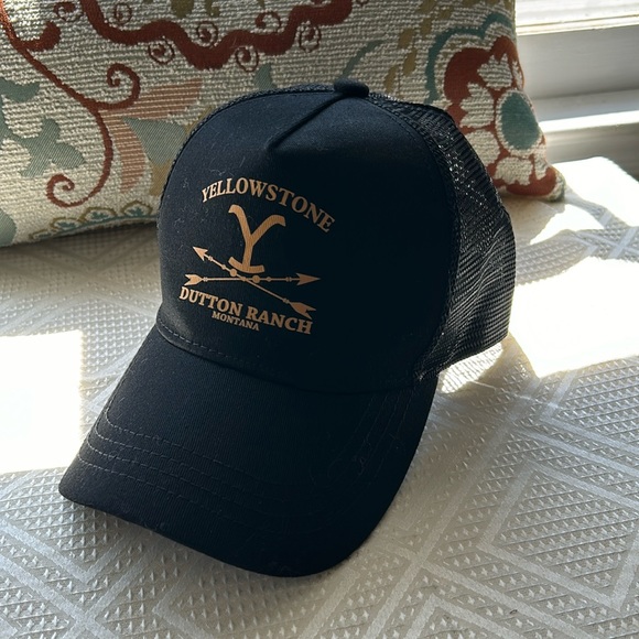 Yellowstone | Accessories | Yellowstone Dutton Ranch Cap Nwot Never ...